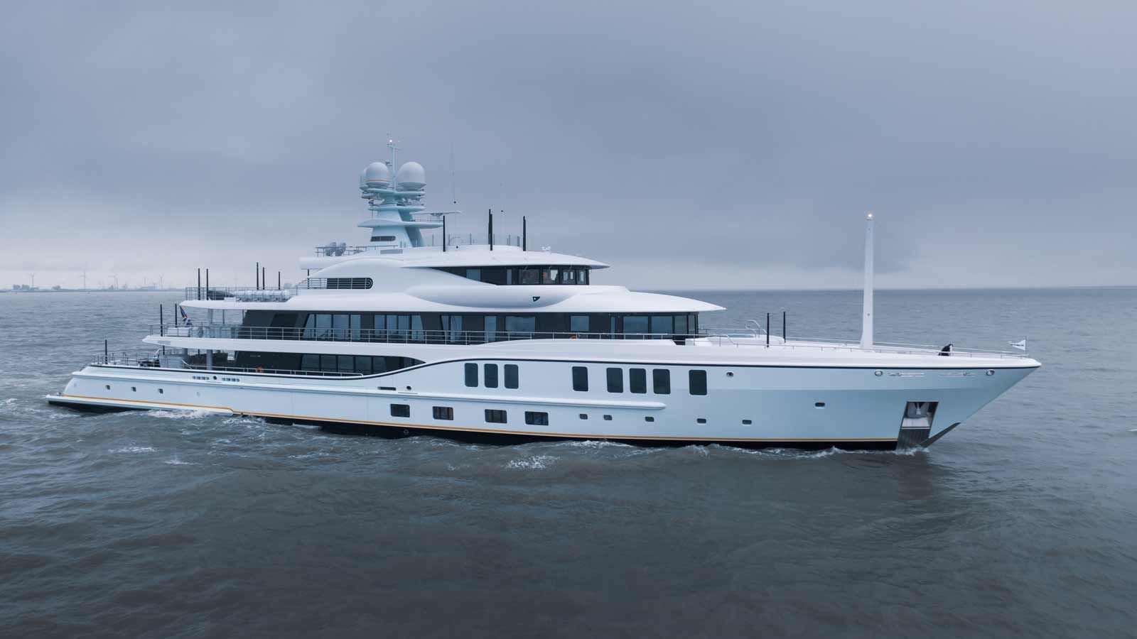Avanti yacht (Amels, 74m, 2022)